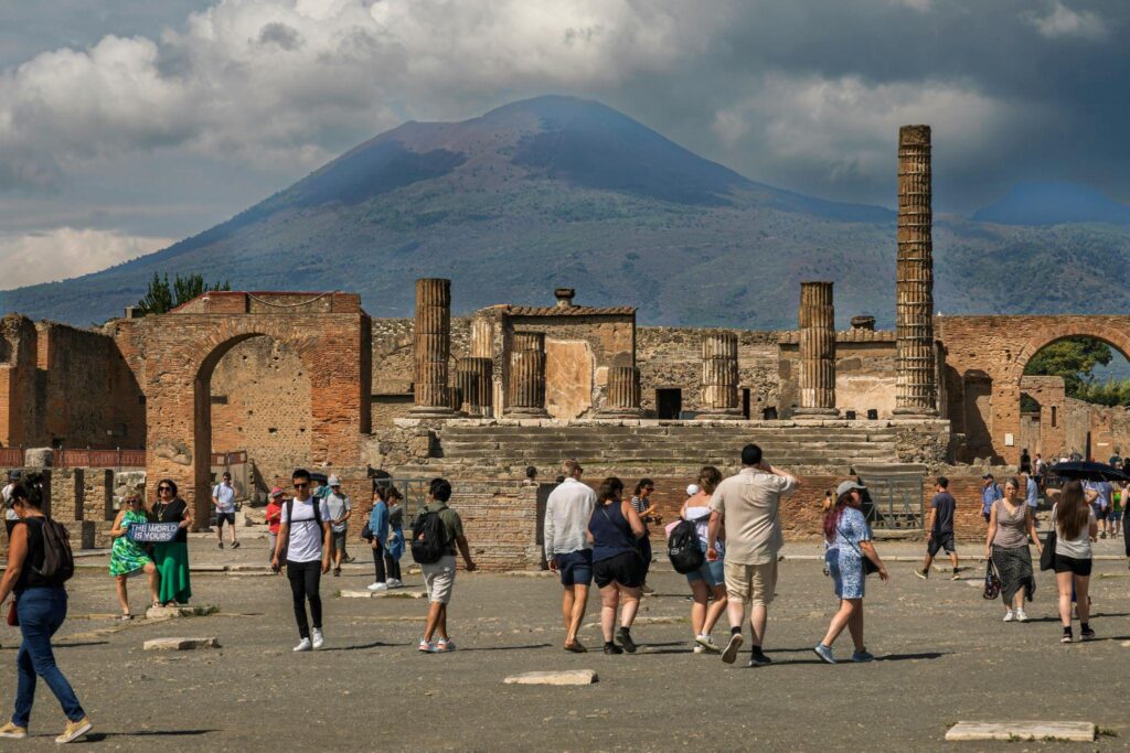 The Secrets of Pompeii: Life Before the Eruption - Hunchmag
